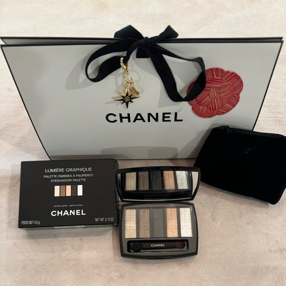 CHANEL | Makeup | Chanel Limited Edition Lumiere Graphique Eyeshadow ...